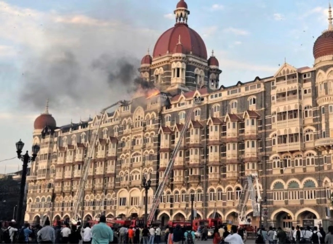 Mumbai Attack 2008: 16 साल पहले दहल गई थी माया नगरी, 9 तस्‍वीरों में ...