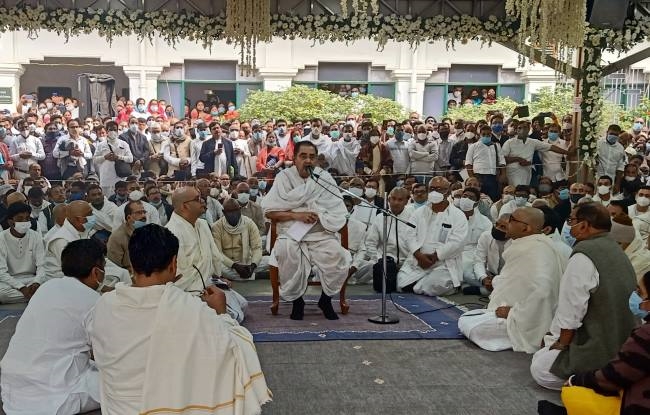 बबाई दा बने देवघर सत्संग आश्रम के आचार्य देव - Babai Da became Acharya Dev of Deoghar Satsang ...