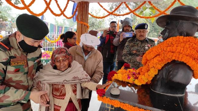 समाज व सेना के लिए आदर्श हैं शहीद कर्नल एमएन राय - martyr Colonel MN ...