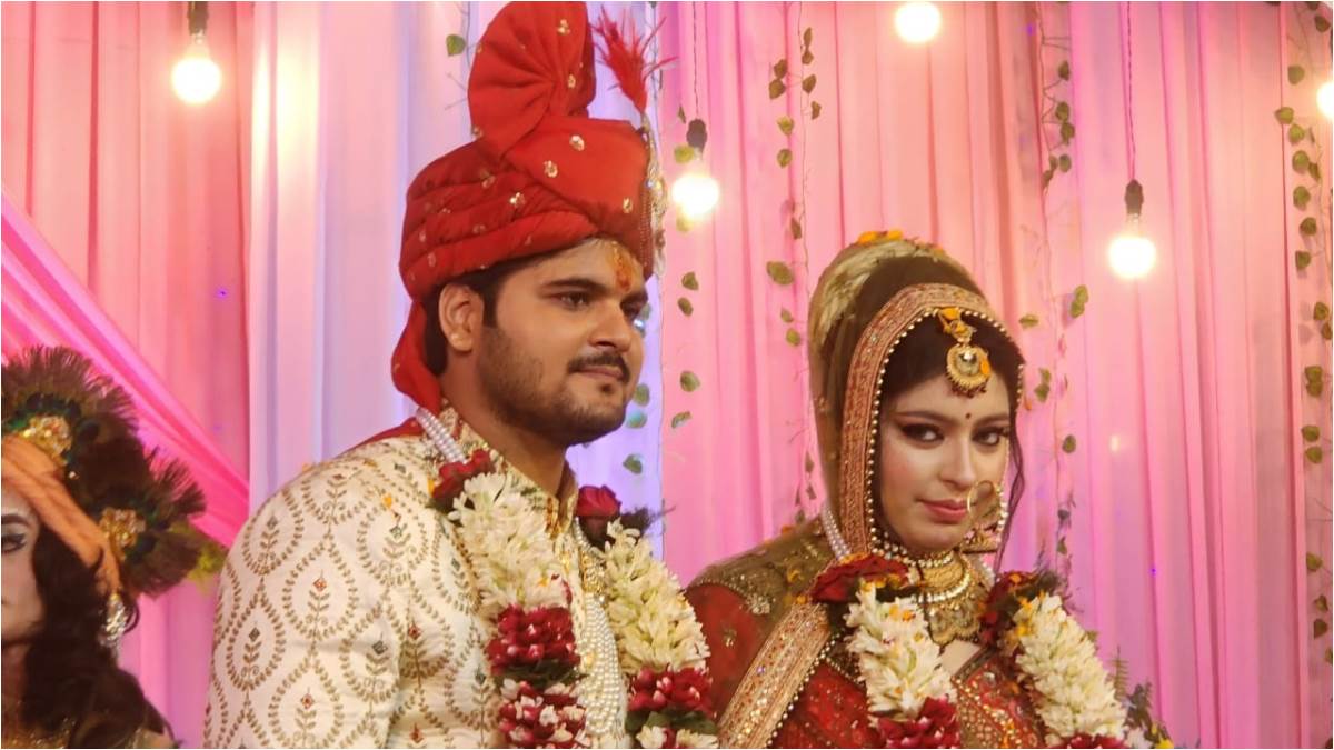 Arvind Akela Kallu Wedding Photos: शादी के बंधन में बंधे अरविंद, नए जोड़े को बधाई देने पहुंचे ...
