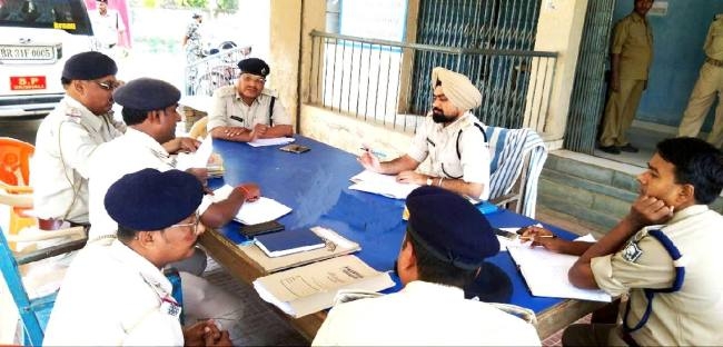 एसपी ने राघोपुर के दियारा क्षेत्र पर नजर रखने का दिया निर्देश