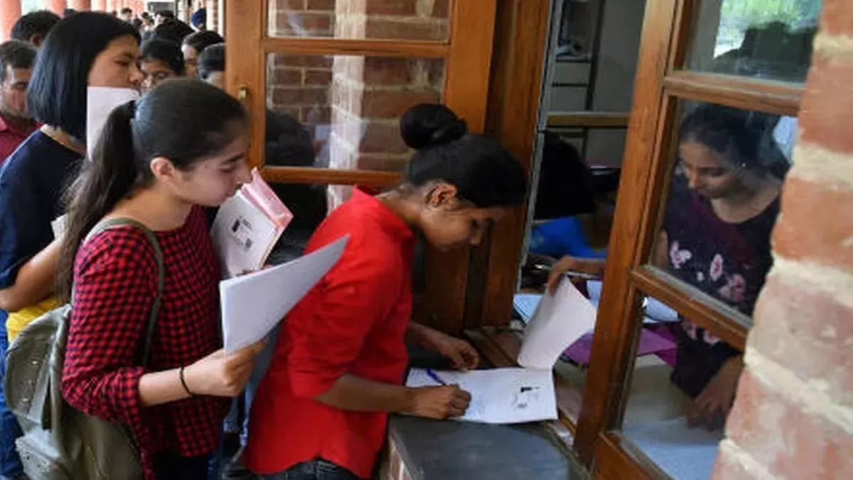 अपनी भाषा में शिक्षा का पूरा होता सपना अंग्रेजी पर जोर के कारण ही देश ...