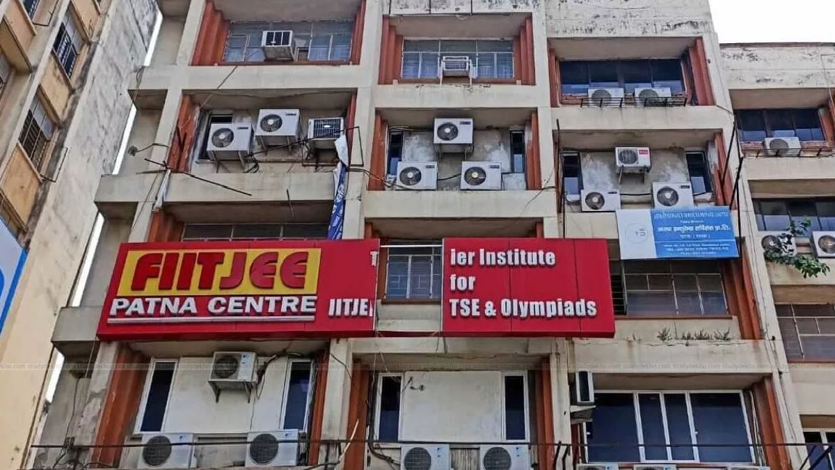 FIITJEE पर कसता जा रहा शिकंजा, अब 4 बड़े अधिकारियों के खिलाफ लुकआउट ...