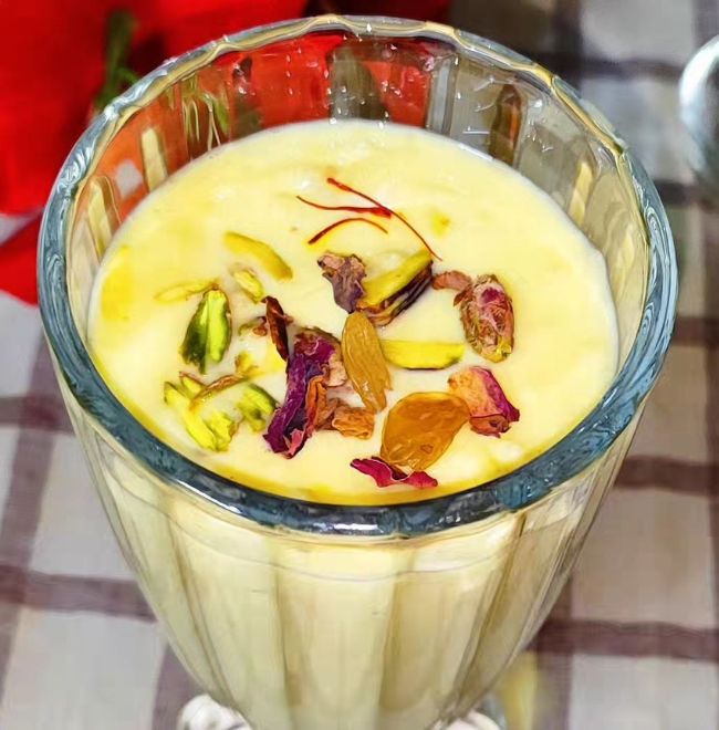 Sharbat Recipes: भयंकर गर्मी ने कर दिया है हाल बेहाल, तो पिएं मोहब्बत ...
