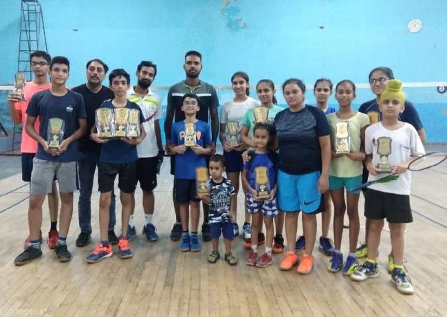 सब जूनियर बैडमिडन में आर्यन सूद को तिहरा खिताब