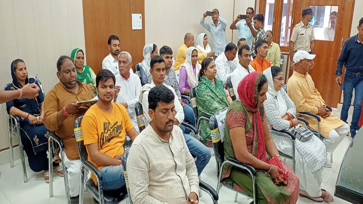 दादरी नगर परिषद के उप प्रधान बने संदीप फौगाट, प्रधान और 21 पार्षदों ने ...