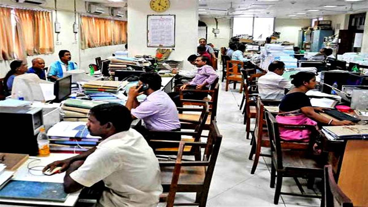 Bihar News: बिहार में सरकारी कर्मचारियों के काम की अब होगी समीक्षा ...
