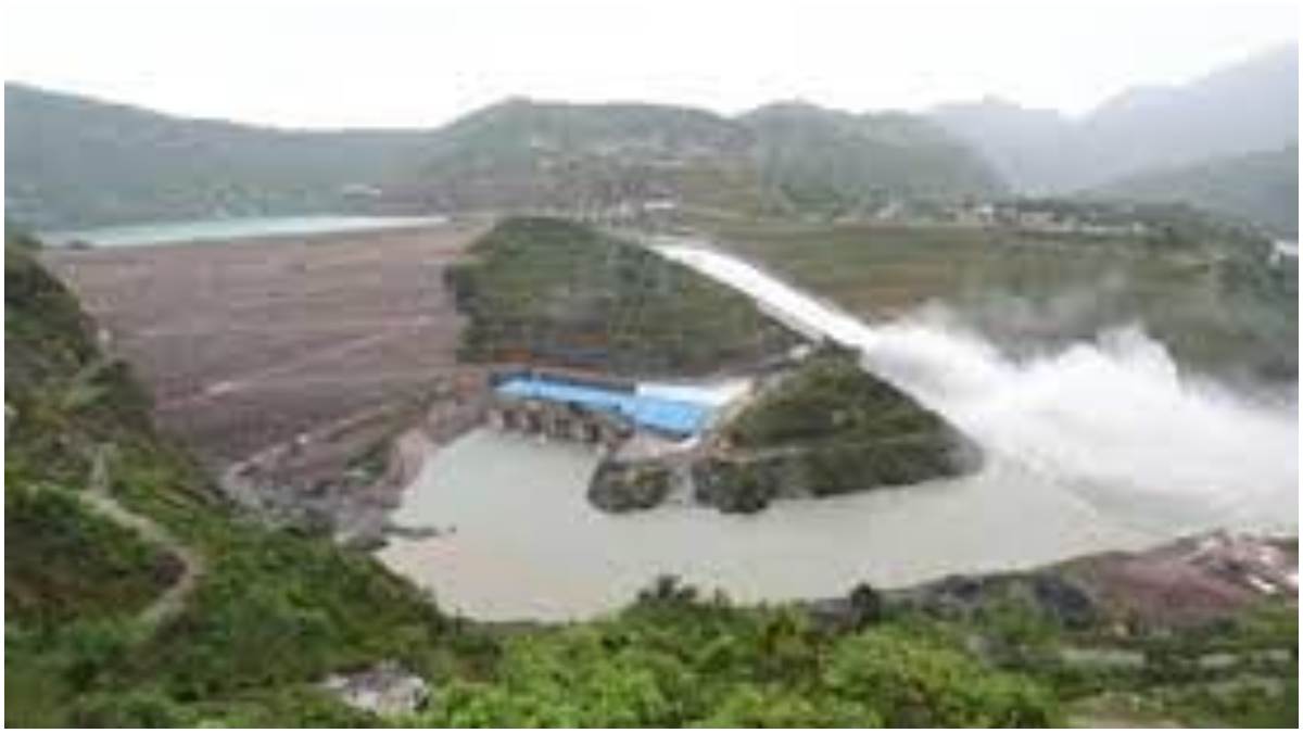Shimla: सतुलज नदी पर बने कोलडैम में बढ़ा पानी का जलस्तर, भाखड़ा बांध तक ...