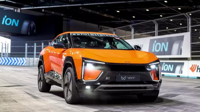 Formula E में Mahindra BE6 का धमाका, बनी भारत की पहली हाई-परफॉर्मेंस ...