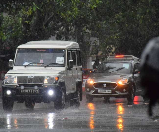 Dhanbad Weather Forecast सुबह-सुबह झमाझम के बाद थमी बारिश दिन भर आसमान ...