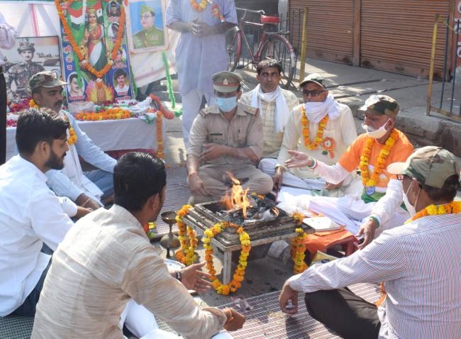 शहीद मेजर आशाराम त्यागी का 55वां बलिदान दिवस मनाया - Martyr Major ...