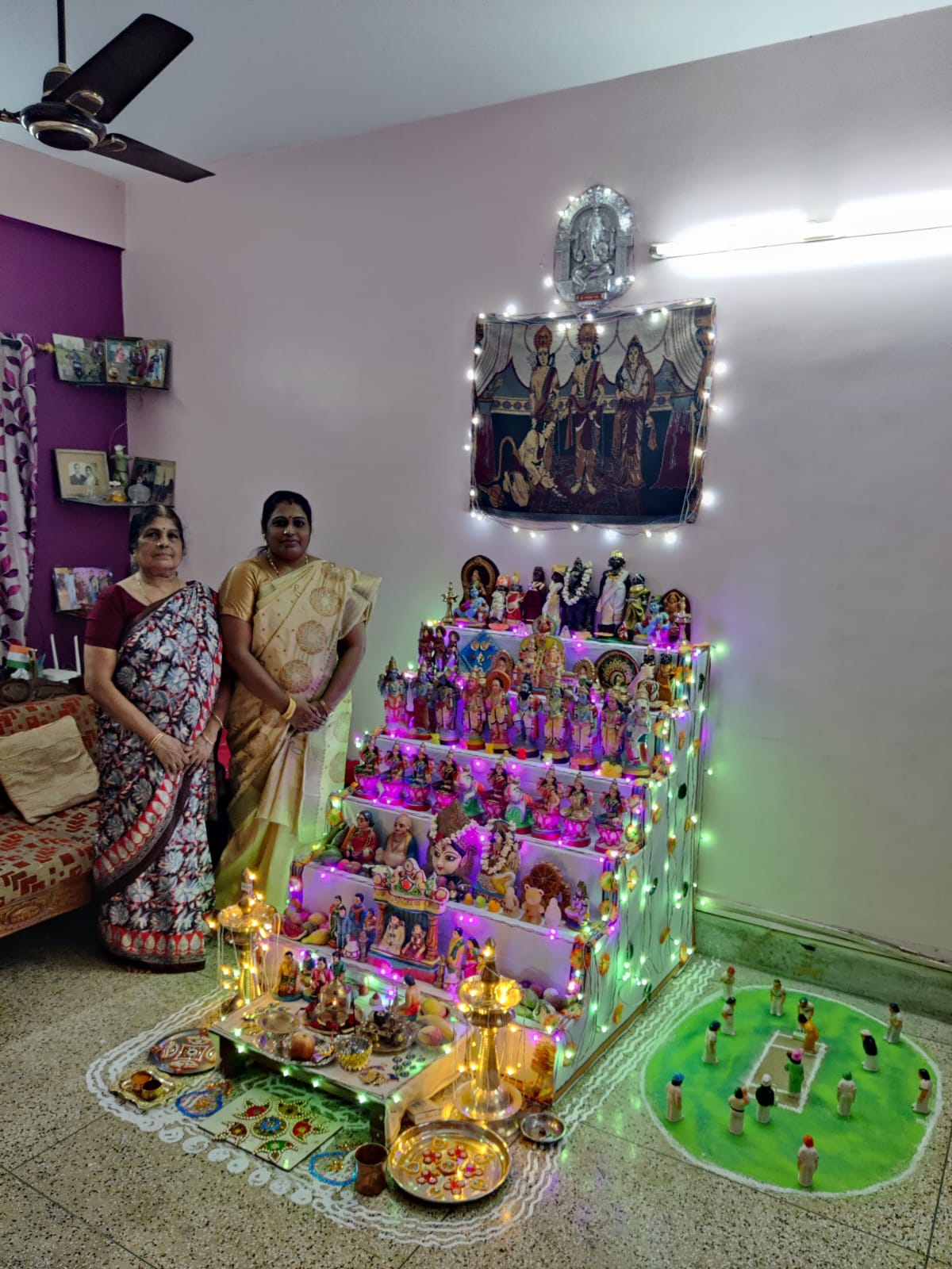 Navratra 2022 : कहीं दस दिनों तक माता सरस्वती तो कहीं पर माता के नौ ...