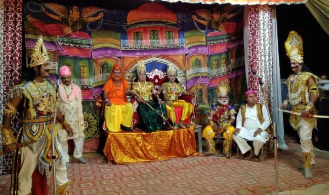 शिव धनुष टूटने के साथ राम की हो गई सीता जी - Shiva becomes Sita with ...