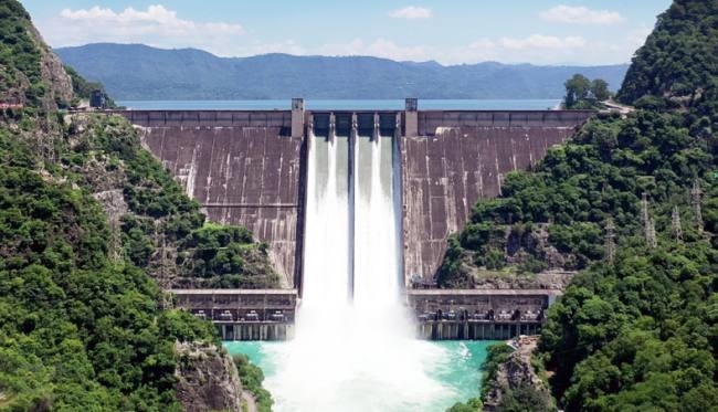 भाखड़ा बाध में घटी पानी की आवक - due to snowfall water level reduce at ...