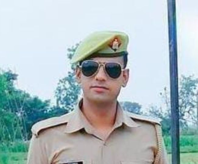 UP Cop Last Rites: बलिदानी सचिन राठी को नम आंखाें से दी विदाई, केंद्रीय ...