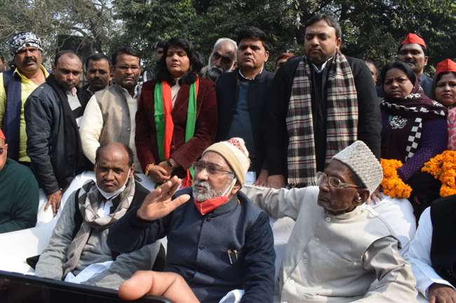 यूपी विधानसभा में उठेगा आजमगढ़ के विधायक के साथ दुर्व्यहार प्रकरण, बोले ...