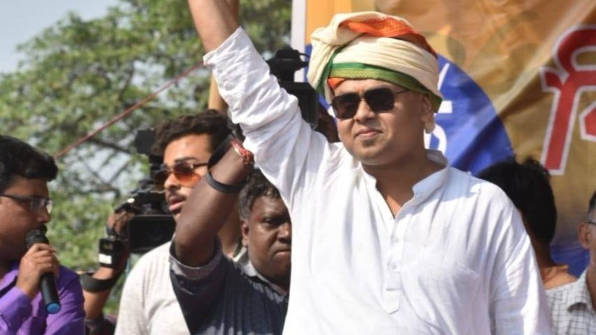 कांग्रेस को झटके पर झटका! कद्दावर नेता ने पार्टी से दिया इस्तीफा; 'दीदी' के विरोध में मुंडवाया ...