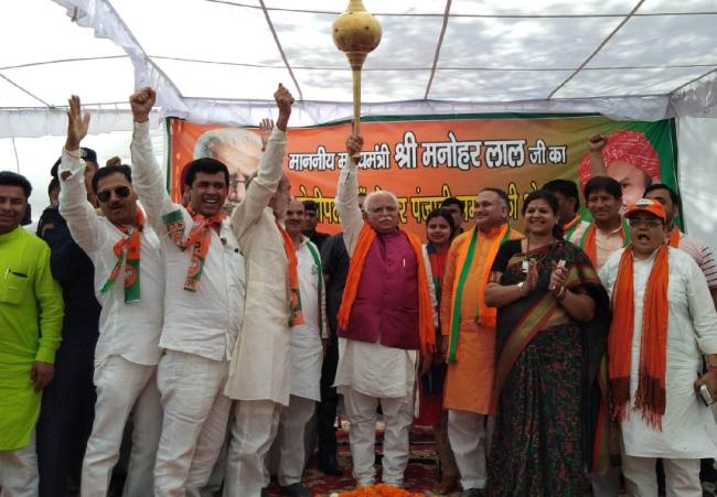 मुख्यमंत्री का तंज, कांग्रेस प्रत्याशी भी राहुल से कर रहे परहेज