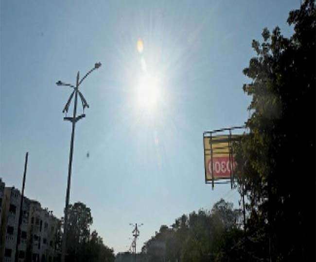 Dhanbad Weather Forecast: बेहद गर्म होगा आज का दिन, दोपहर बाद बादलों की ...