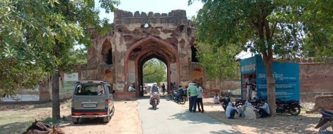 औरंगजेब ने दारा शिकोह को आज ही दी थी करारी शिकस्त - Aurangzeb won first ...
