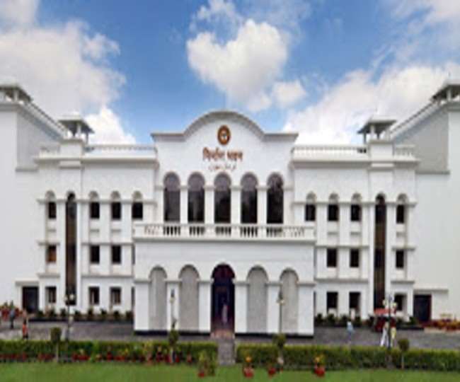 लखनऊ विकास प्राधिकरण की सड़कों की रखरखाव करेगा पीडब्ल्यूडी, 18 मीटर की ...