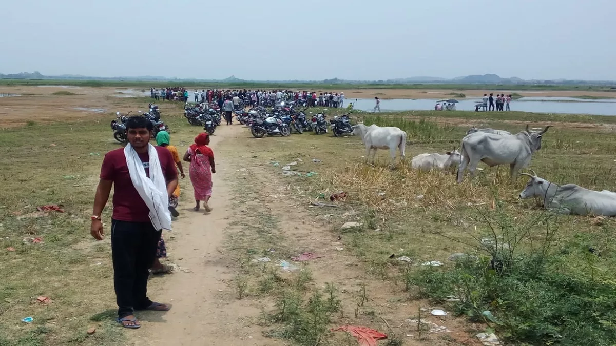 Mahoba News: महोबा के बेलाताल तालाब में नहाते समय किशोर की डूब कर मौत ...