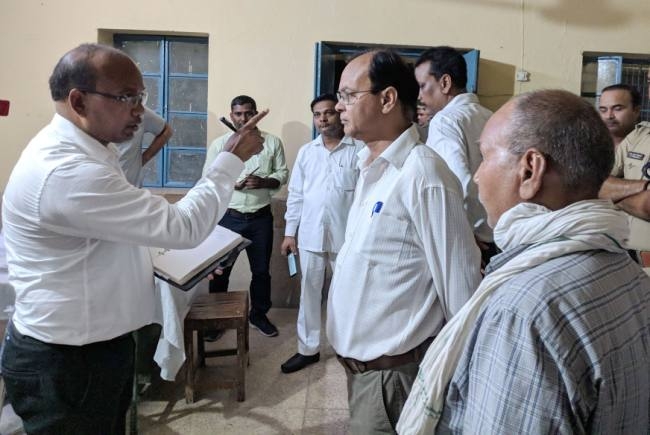 एडीएम के औचक निरीक्षण में गायब मिले चिकित्सक व कर्मी