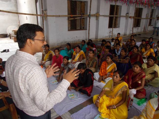 आचार्य निभाते हैं सर्वश्रेष्ठ भूमिका : पोद्दार