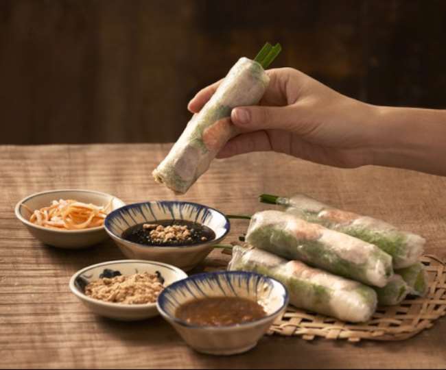 Hand Eating Benefit: हाथ से भोजन करने के फायदे हैं हजार, जल्दी पेट भरने ...