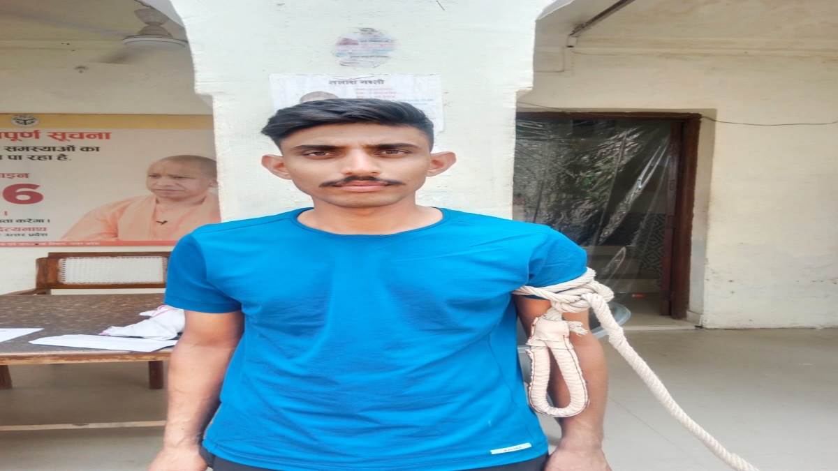 सेना का जवान निकला “इंकलाब जिंदाबाद” ग्रुप से आगरा के युवाओं को भड़काने ...