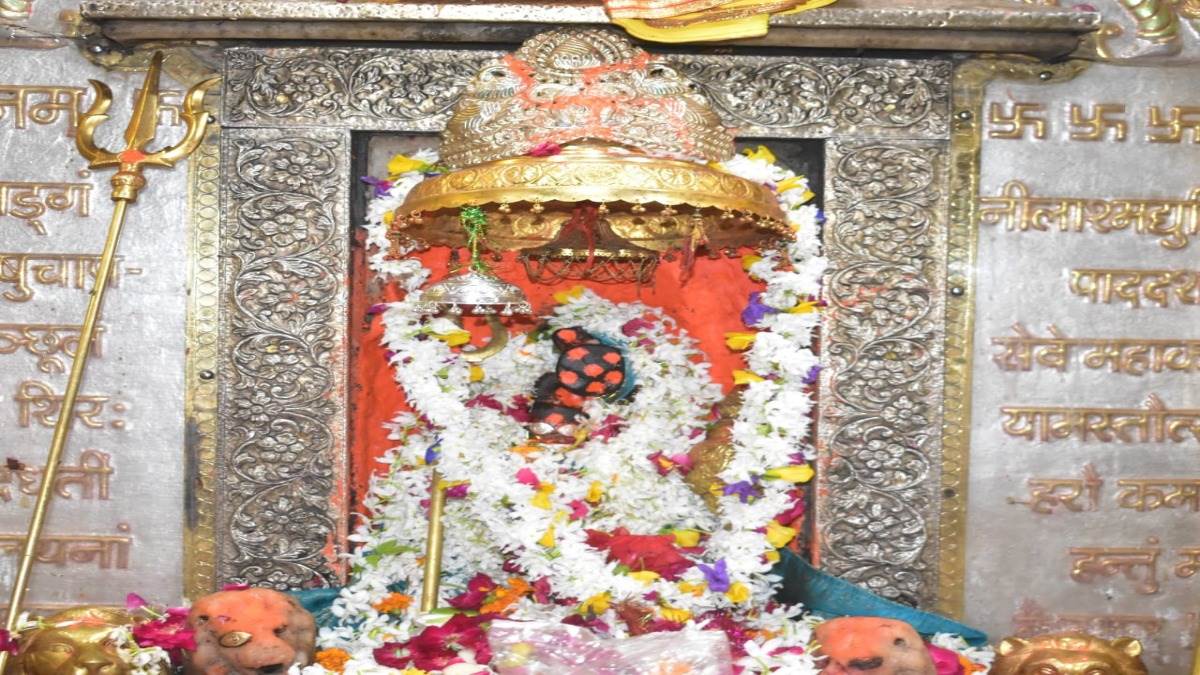 Famous Temples In Sitapur: 108 शक्तिपीठों में शुमार है मां ललिता देवी ...