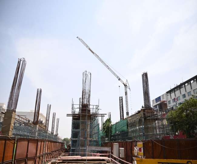 Agra Metro Rail Project: आगरा में ताज ईस्ट गेट के बाद अब बसई मेट्रो ...