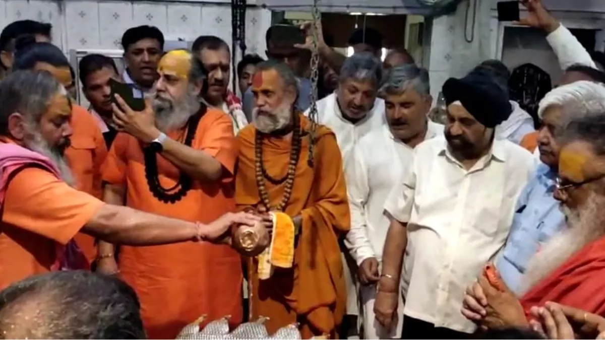 Nuh Braj Mandal Yatra LIVE Updates नूंह में सात संतों ने नल्हड़ मंदिर ...