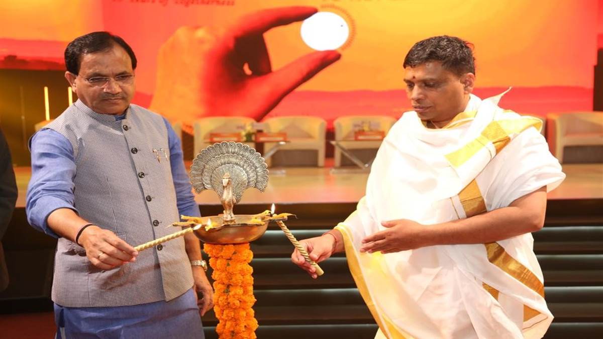 कार्बन उत्सर्जन मुक्त के लक्ष्य को जल्द कर लेंगे पूरा : केंद्रीय ...