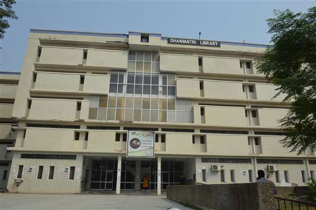 पढ़ाई के लिए युवाओं की पहली पंसद है जम्मू विश्वविद्यालय की सेंट्रल ...