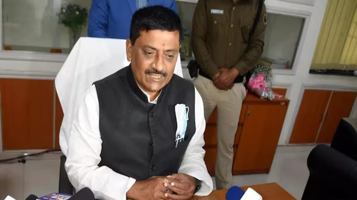 Jhanjharpur News मंत्री संजय झा के आवास के पास से छह संदिग्ध हिरासत