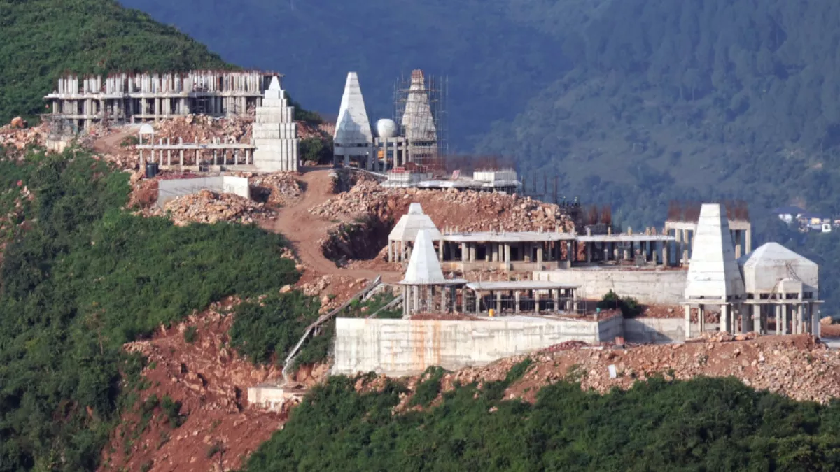 मुख्यमंत्री जयराम के ड्रीम प्रोजेक्ट पर संकट के बादल, मजदूरों ने छोड़ा ...