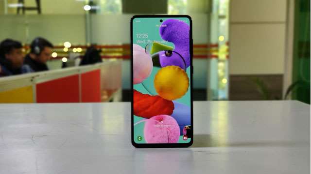 Samsung Galaxy A51 भारत में लॉन्च, क्वाड रियर कैमरा और Infinity-O डिस्प्ले से है लैस - Samsung ...