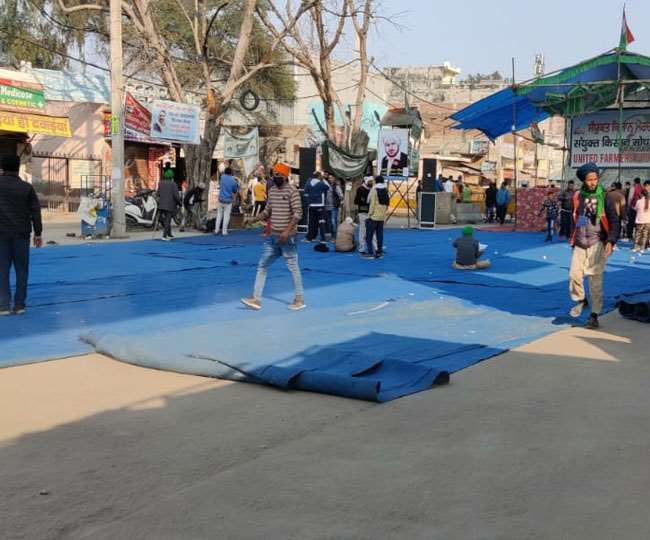 Farmers Protest: टीकरी बार्डर पर बदल चुका है नजारा, किसानों के मुख्य ...