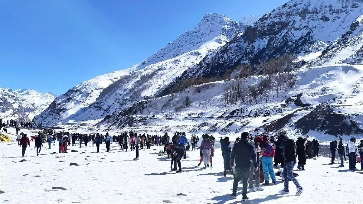 Himachal Weather: हिमाचल के 5 जिलों में चली शीतलहर, इस दिन बारिश ...