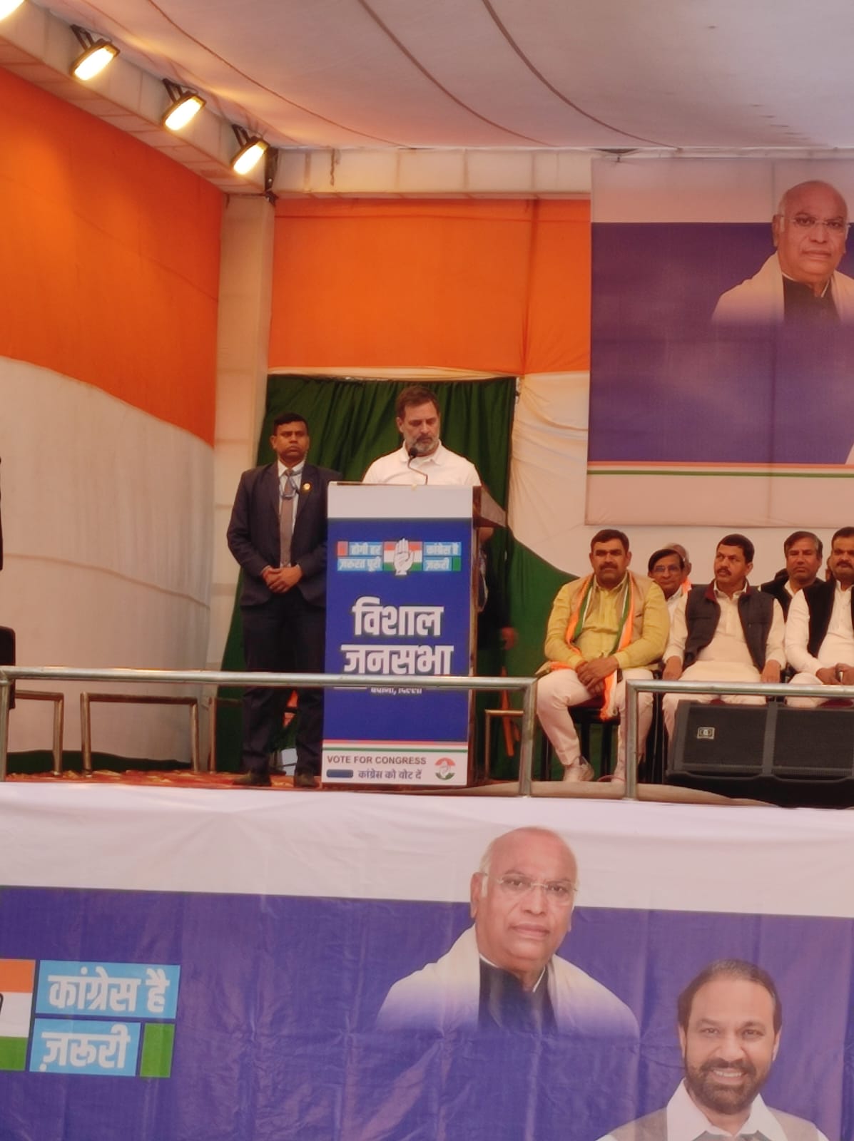 'पहले यमुना जी का पानी पीकर दिखाओ, फिर मैं अस्पताल में मिलूंगा', राहुल गांधी ने केजरीवाल को दिया ...