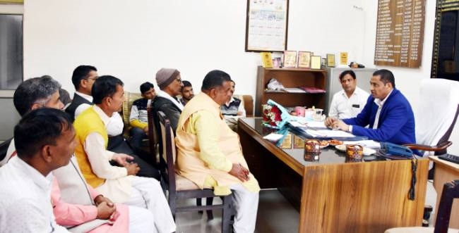 आमजन को दें सरकार की योजनाओं व परियोजनाओं की पूर्ण जानकारी रॉकी - Give ...