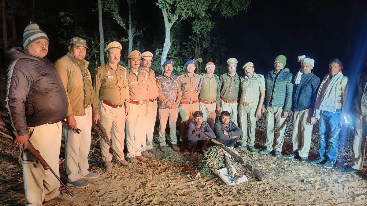 यूपी के बहराइच में वन कर्मियों और नेपाली शिकारियों में मुठभेड़, दो ...