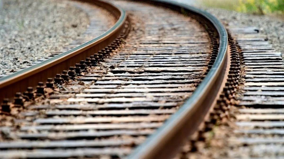 Railways News: आनंदनगर-घुघली नई रेल लाइन भूमि अधिग्रहण में तेजी, 2027 ...