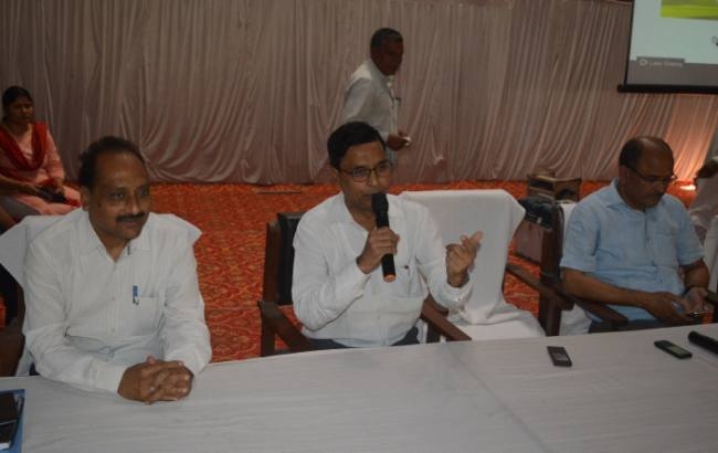 48 मतदान कार्मिक पहले दिन के प्रशिक्षण में नहीं आए