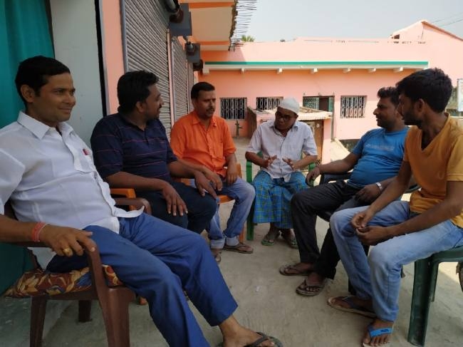 ज्याद मत बोल , उहे सरकार में हमरा दुआरे से कमांडर उठ गईल