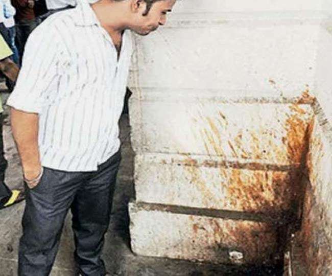 सार्वजनिक स्थल पर गुटखा थूकना पड़ा महंगा, एक हजार रुपये का जुर्माना; दो ...