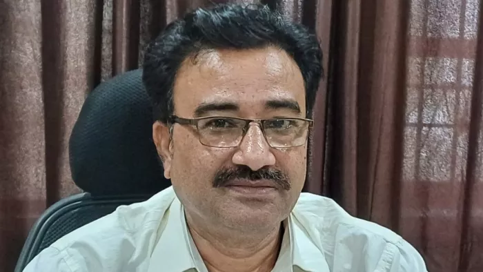 Hapur News: पंचायत चुनावों की तैयारियां हो गईं शुरू, गांवों में बढ़ी ...