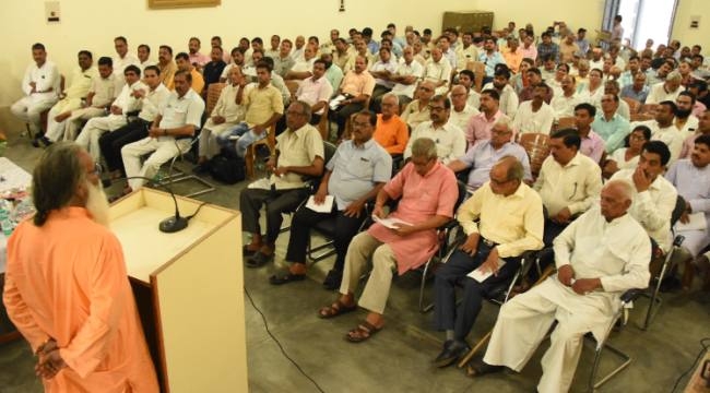 प्रबंधकों से सीधे संवाद की परंपरा अच्छी