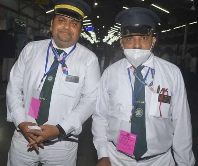 दि रायल प्रेसिडेंशियल ट्रेन के चालक दल को गर्व, रिटायर होने से पहले ...